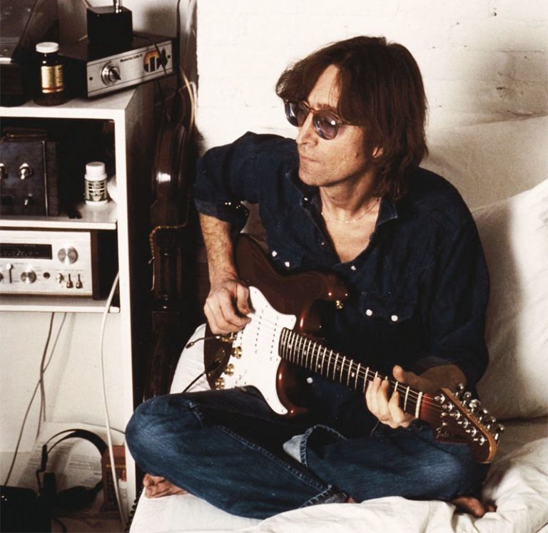 ☮ John Lennon - 80 años del más grande músico de la historia ...